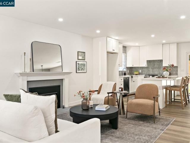 1003 Santa Cruz Dr