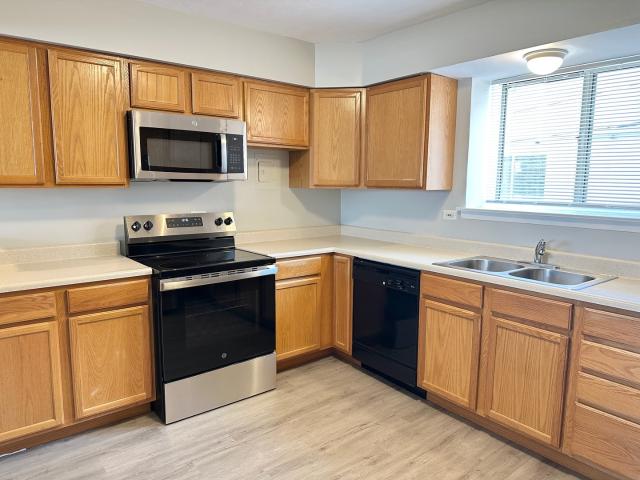 1003 TAFT Avenue # 2A