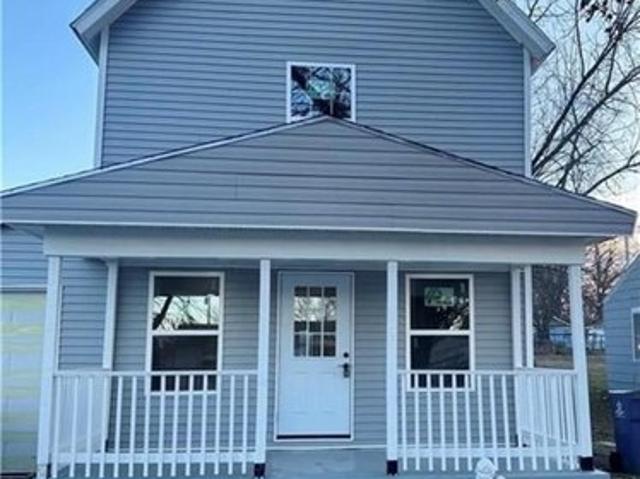 1003 W 1st St, Coffeyville, KS 67337
