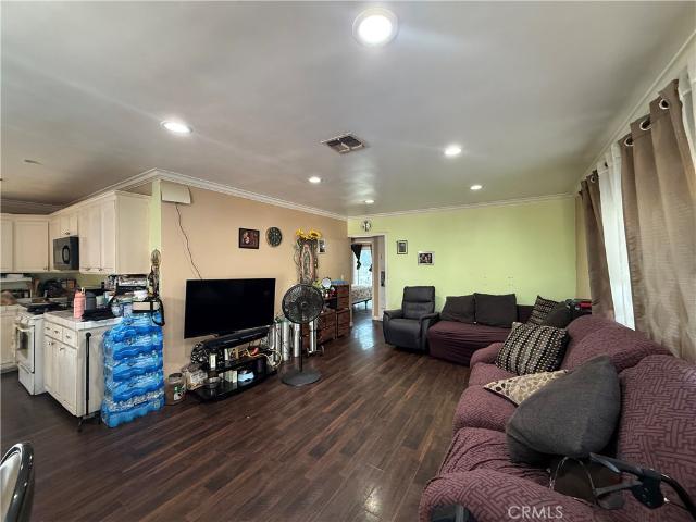1003 W 225th Street