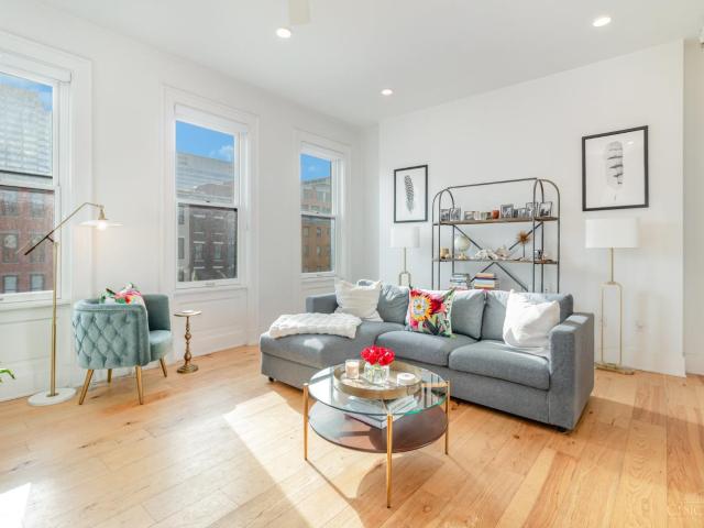 1003 Walnut Street