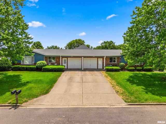 100 102 Nina Ct, Pekin, IL 61554