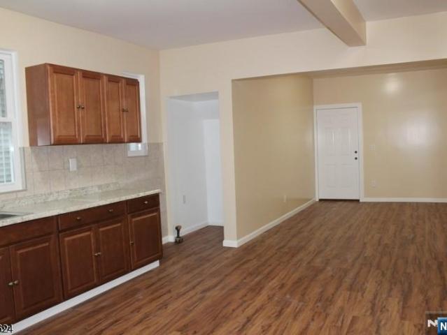 100 102 Lyons Ave, Newark, NJ 07112 | MLS #26011 | Compass