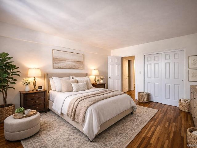 100 25 Queens Boulevard 5G