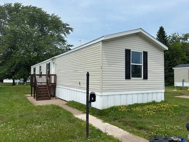 100 7th Ave S Trlr 7, Park Falls, WI 54552
