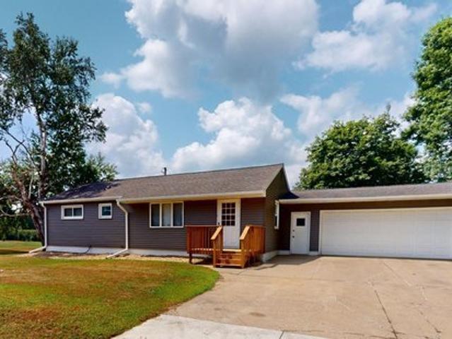 100 8th St N, Kiester, MN 56051
