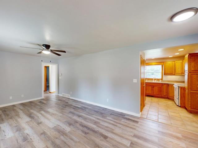 100 8th Street N