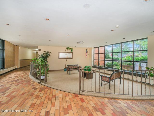 100 Colfax Avenue, Unit 4B