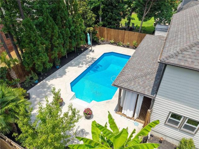 100 Cabots Cove Court