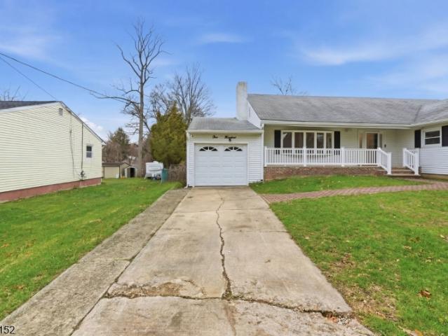 100 Carnine Ave