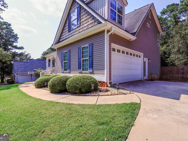 100 Chapman Oak Drive