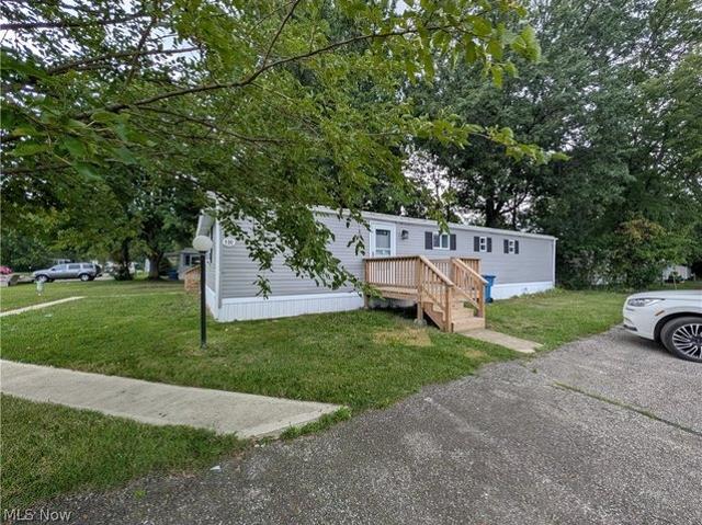 100 Chaucer Ct Unit 116, Elyria, OH 44035