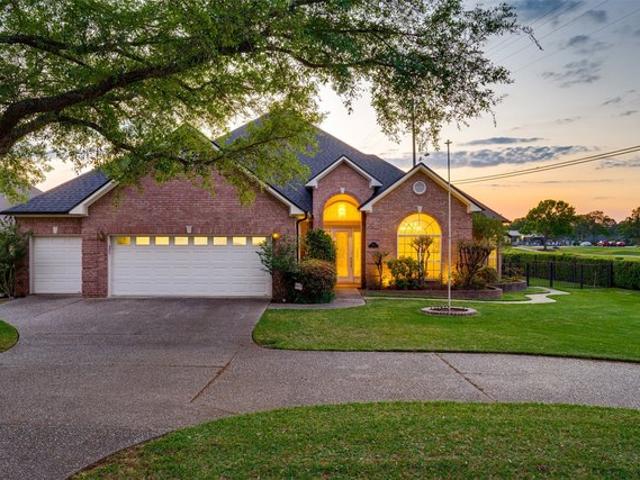 100 Clearview Dr, Bullard, TX 75757