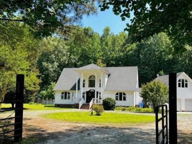 100 Cutter Ln, Knotts Island, NC 27950