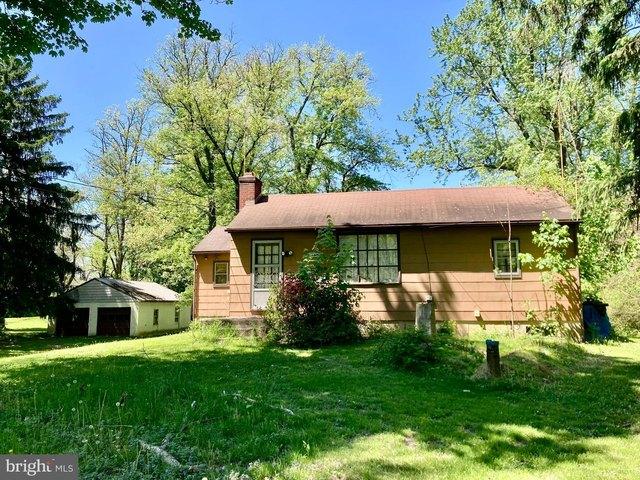 100 and 1111 Park Rd, Blandon, PA 19510