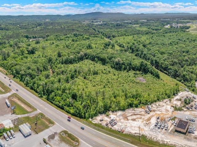 100 Acres +/ Highway 77