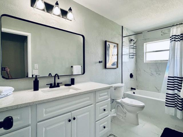 100% Affordable, clean, very comfy and fully reno