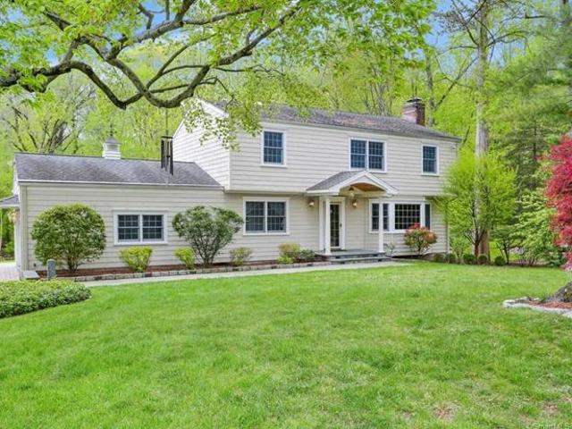 100 Akbar Rd, Stamford, CT 06902
