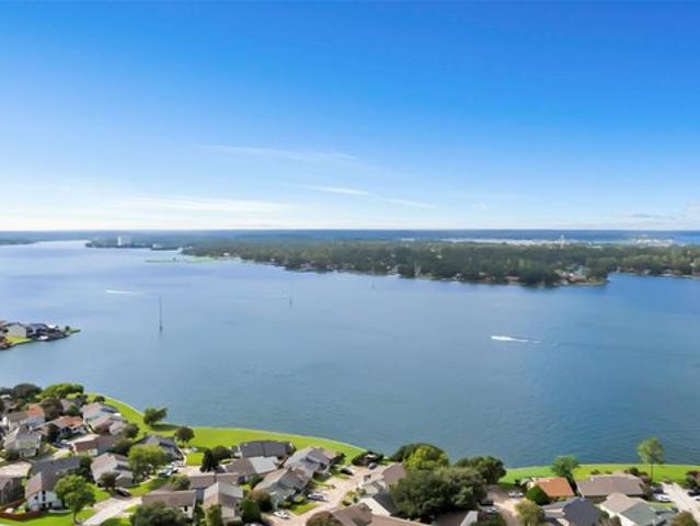 100 April Point Dr S, Conroe, TX 77356