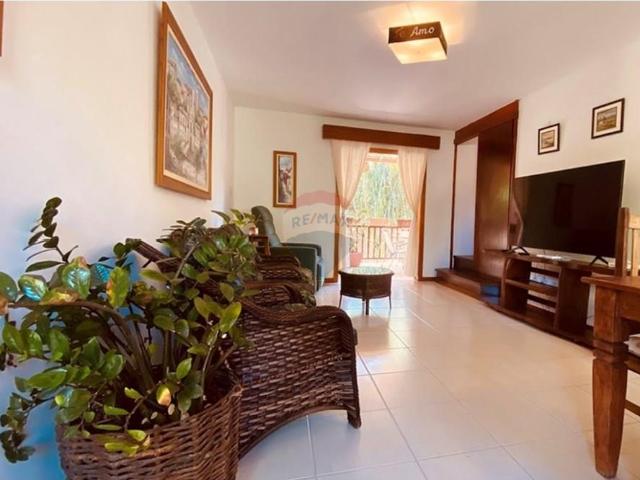 100 Área Útil Apartamento Alugar, 2 Dormitórios localizado em Açu da torre, Estrada do Castelo, s/n Proximo a Escola Vila Praia do Forte, Mata de São João, Bahia, 48280000 | Brasil