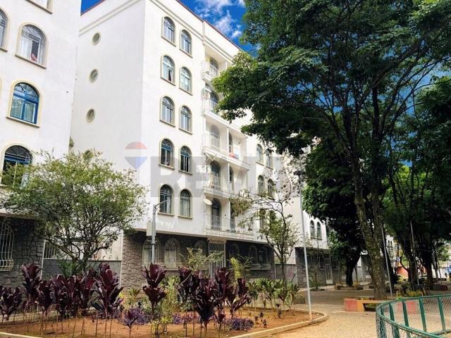 100 Área Útil Apartamento Alugar, 2 Dormitórios localizado em São Mateus, Juiz de Fora, Minas Gerais, 36016390 | Brasil