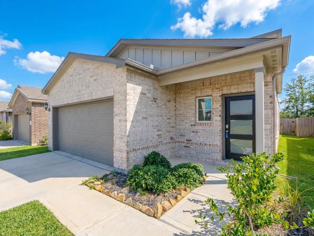 100 Ashe Juniper Way, Magnolia, TX 77354 | MLS #96374 | Compass