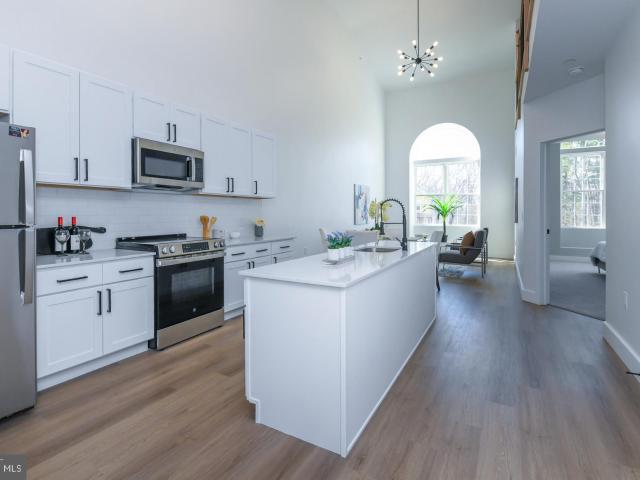 100 Aura Rd, Unit 212, Clayton, NJ 08312 | MLS #NJGL2071