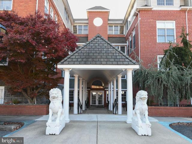 100 Aura Road # 212