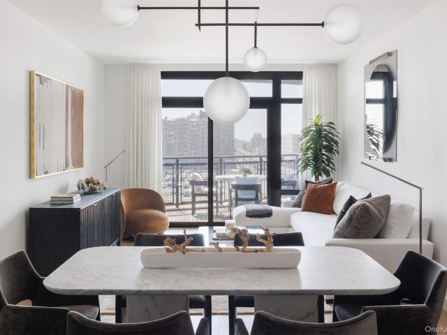100 Boardwalk 812A