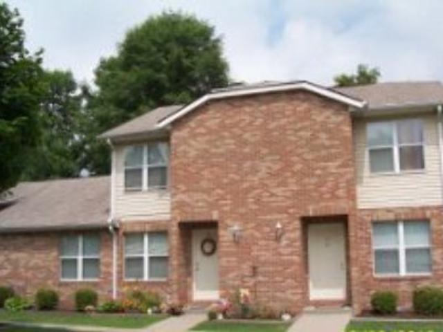 100 Bolton Drive, 2 beds, 1 full bath