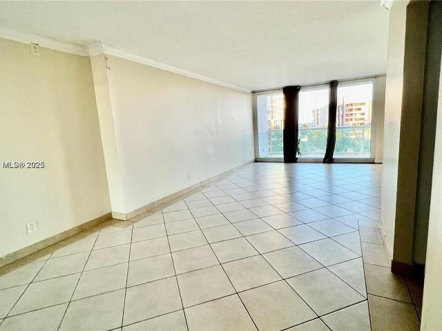 100 Bayview Dr, Unit 607, Sunny Isles Beach, FL 33160 | MLS #A11906