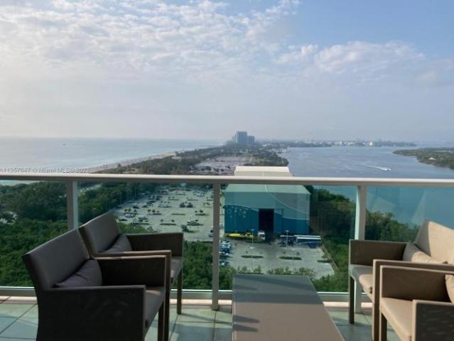 100 Bayview Dr #Ph26, Sunny Isles Beach, FL 33160