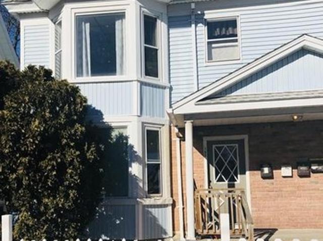 100 Bailey St Unit 1, Lawrence, MA 01843