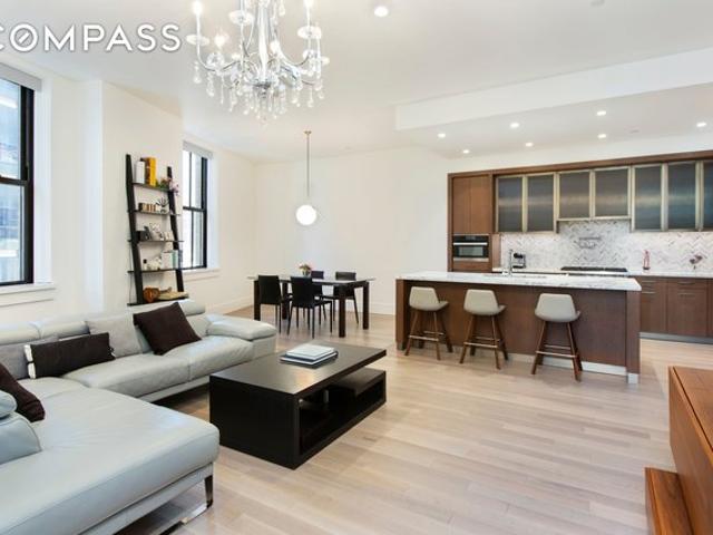 100 Barclay St Apt 14K, Manhattan, NY 10007