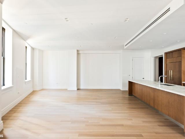 100 BARCLAY Street 13K