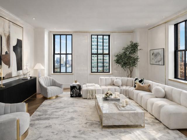 100 Barclay Street, Unit 22B