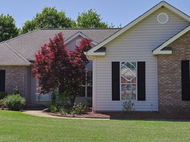100 Bentley Way, Kathleen, GA 31047