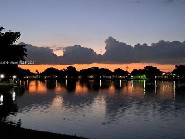100 Berkley Rd #308, Hollywood, FL 33024