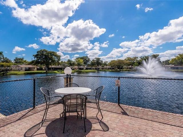 100 Berkley Rd Apt 106, Hollywood, FL 33024