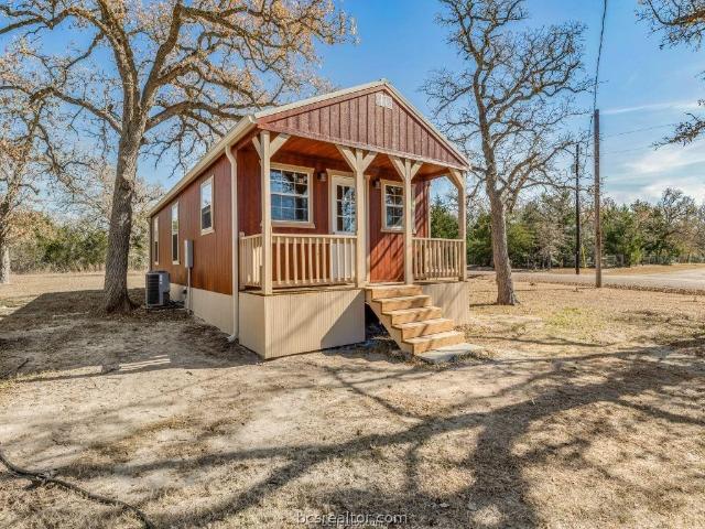 100 Birch Cir, 2 beds, 1 full bath