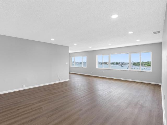 100 Bluff View Dr, Unit 404C, Belleair Bluffs, FL 33770 | MLS #TB8495