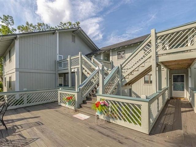 100 Blair Rd Apt C6, Saint Simons Island, GA 31522