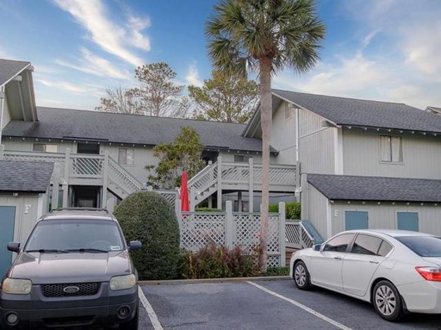 100 Blair Rd Apt F7, Saint Simons Island, GA 31522