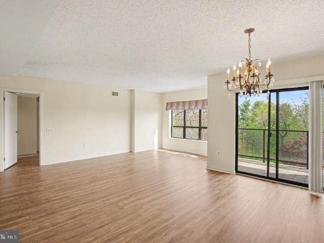 100 Breyer Drive # 5 M