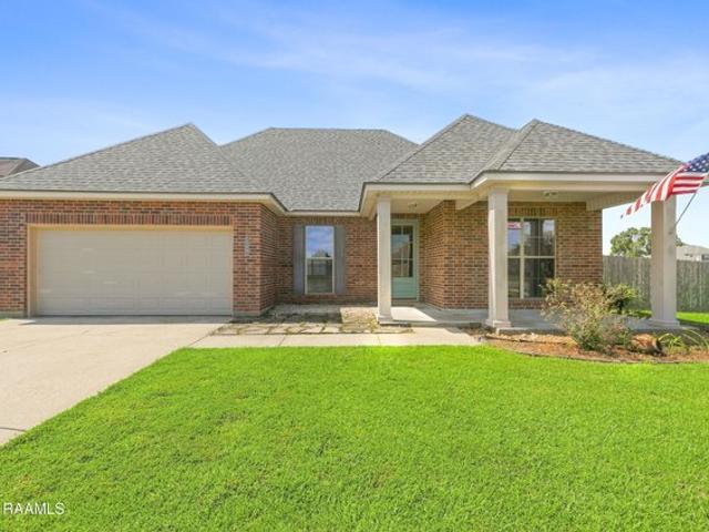 100 Bristow Bayou Rd, Broussard, LA 70518