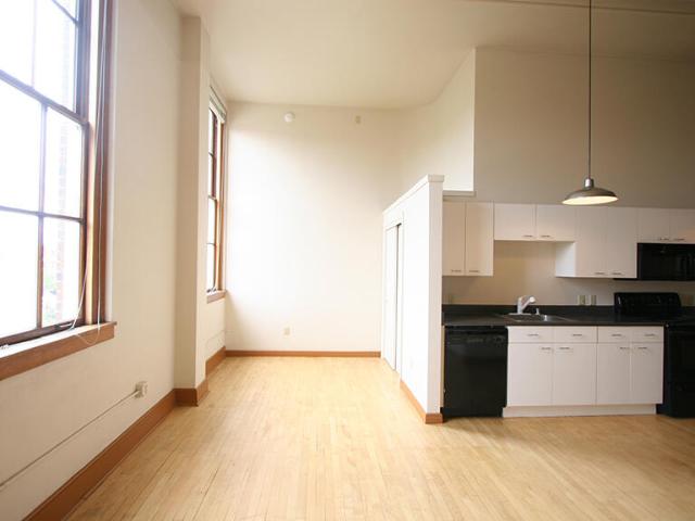100 Broadway Boulevard NE 309