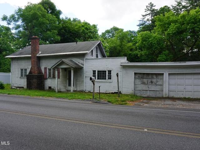 100 Brook Rd, Saratoga Springs, NY 12866