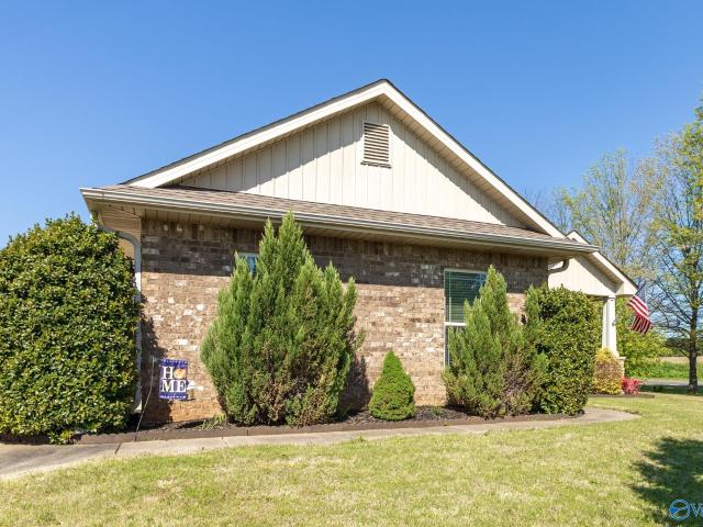 100 Brookslanding Drive