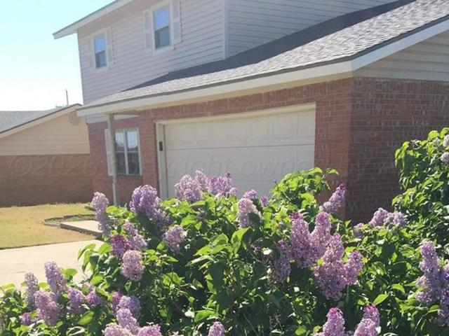 100 Galahad St, Borger, TX 79007