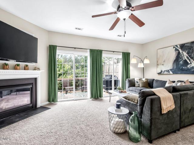 100 Gallent Hedge Trail